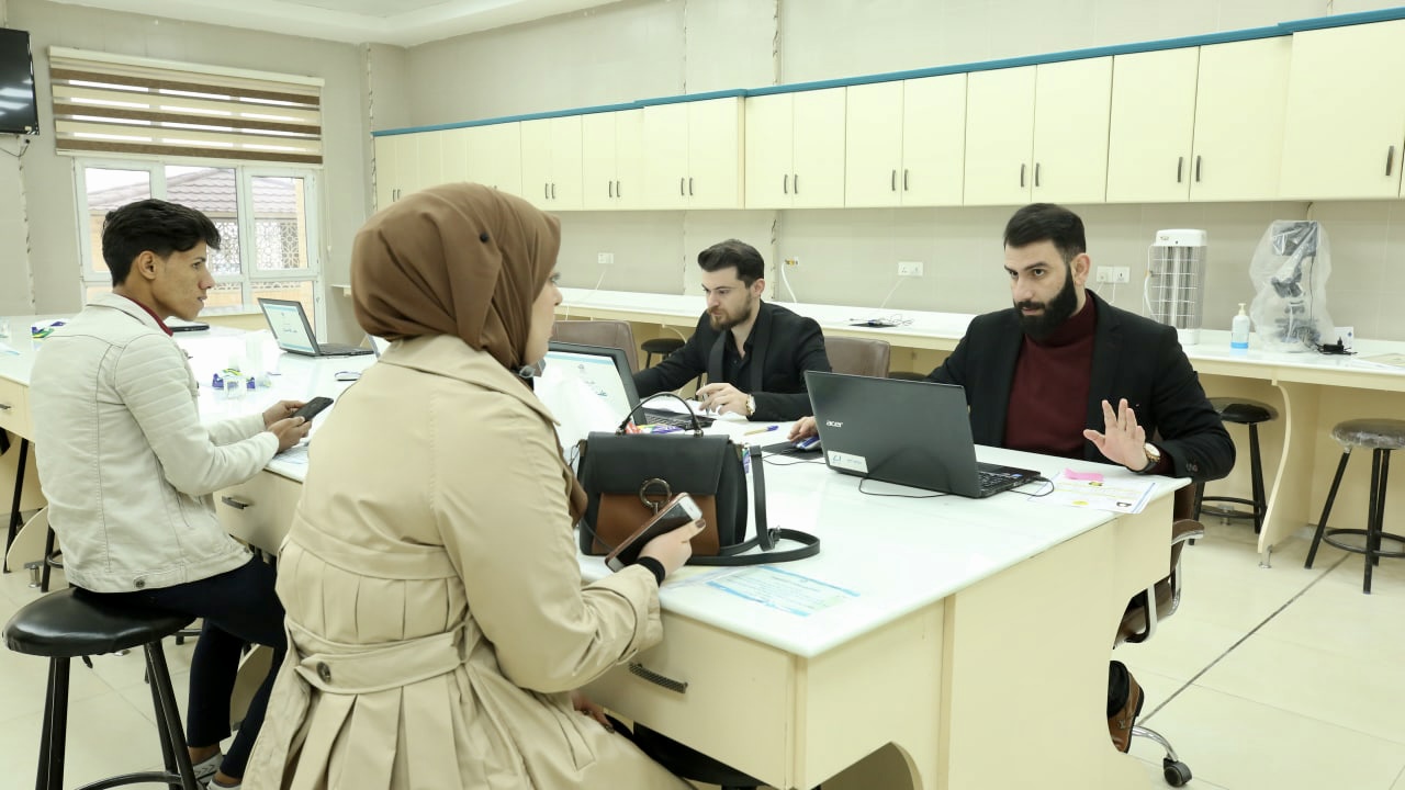 مركز إرشاد الطلبة المسجلين في جامعة الكفيل يرحب بالطلبة الأعزاء